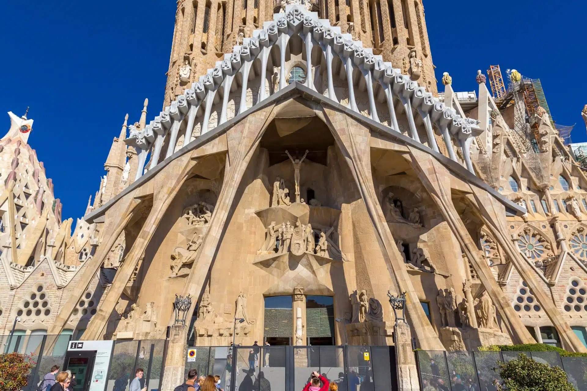 Architecture de la Sagrada Familia - Conception, construction et impact